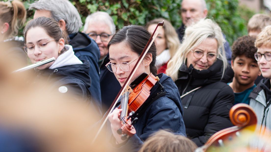 UPDATE: Hiep, hiep, hoera! Beppie Weitenberg uit Leeuwarden is 100 jaar ...