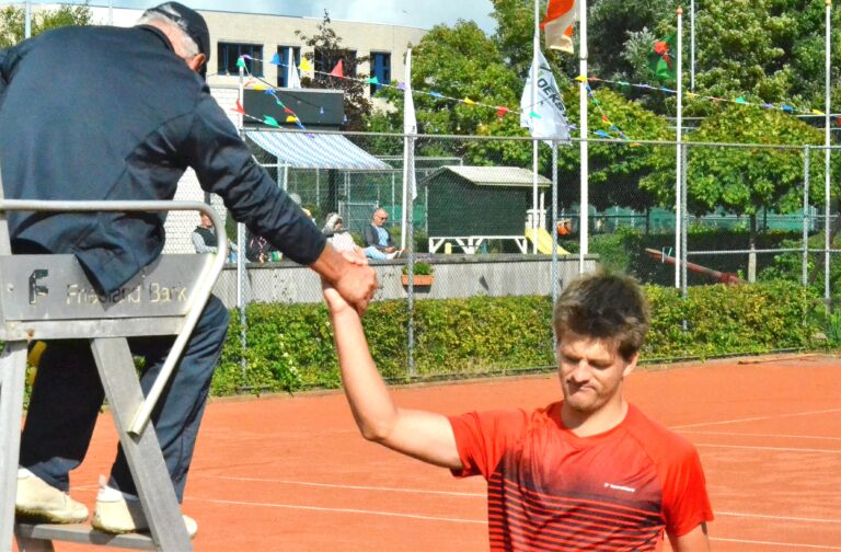 Fusie TV De Molen en LTV De Bontekoe rond - Omroep Leeuwarden