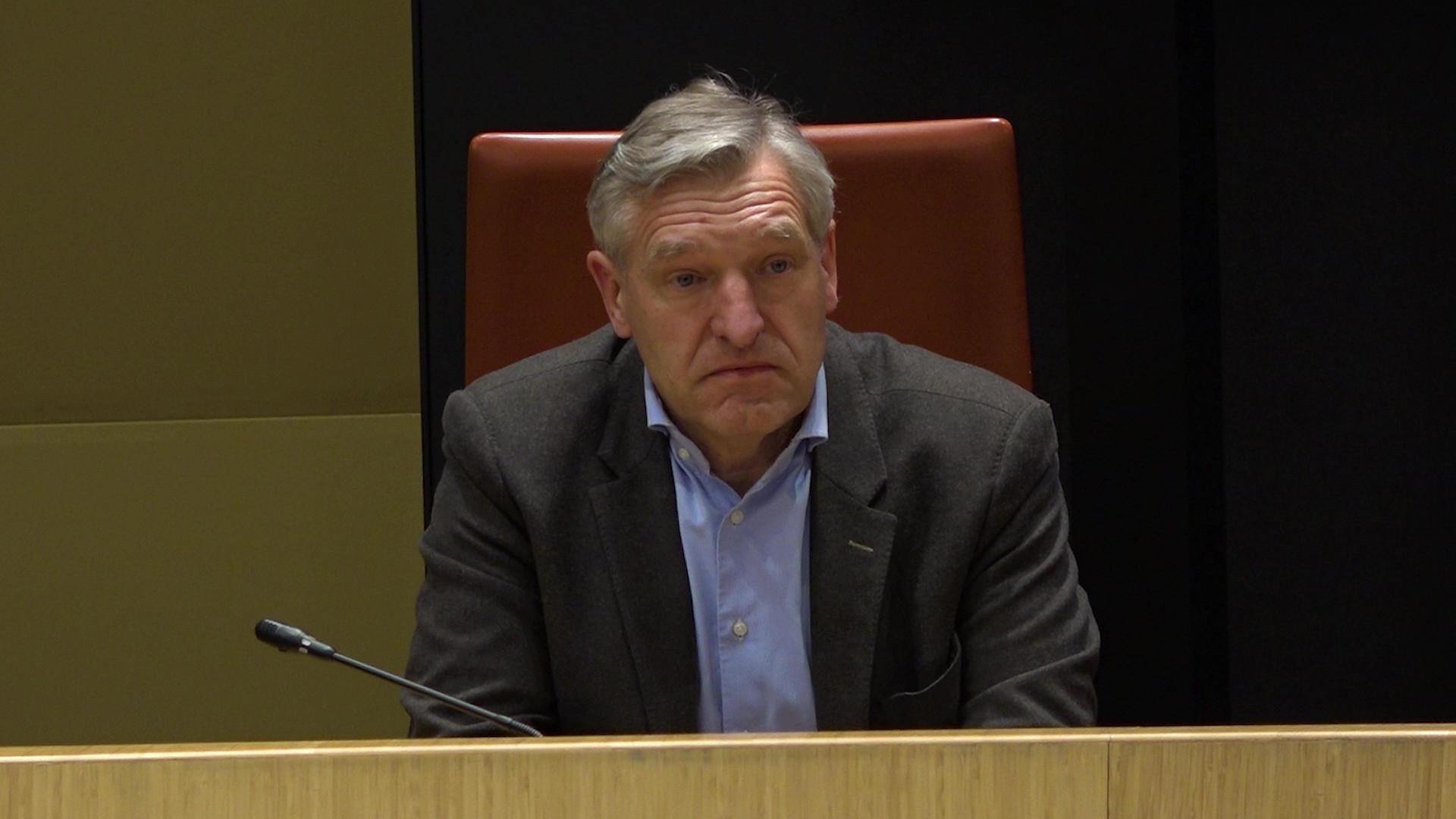 Burgemeester Buma kritiseert minister Faber vanwege kritiek op Efteling ...